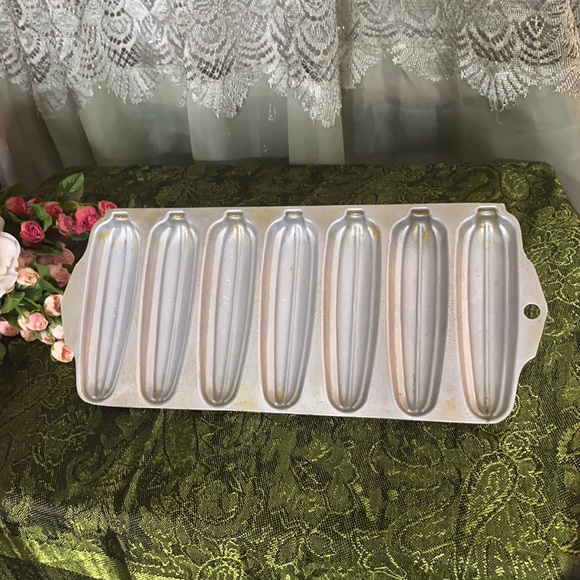 Wearever | Kitchen | Vintage Wearever Corn Bread Pan No 2797 Made In ...
